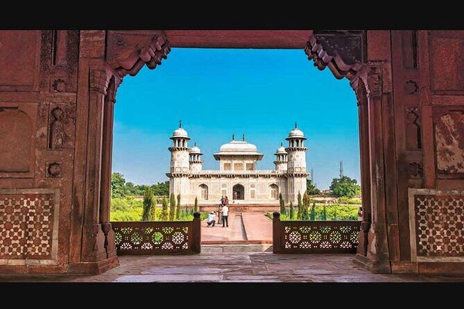 Private Taj Mahal Tour from Delhi by Car All Inclusive - In-Depth Look at the Tour Experience