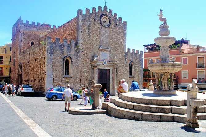Private Taormina and Castelmola tour from Syracuse with lunch - Key Points