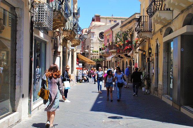 Private Taormina and Castelmola tour from Syracuse with lunch - Transportation and Duration: Why They Matter