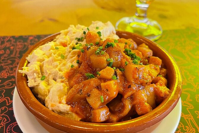 Private Tapas Tour - Accessibility and Participation