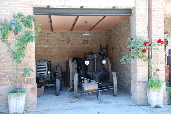 Private Tasting Barbaresco Experience With Typical Products - Getting to the Tenuta San Mauro Winery