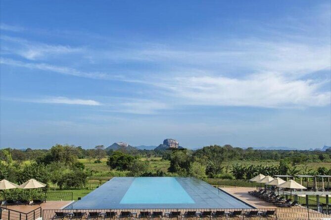 Private Taxi from Sri Lanka Airport (BIA-CMB) to Sigiriya Hotels - Why Choose a Private Taxi from Colombo Airport to Sigiriya?