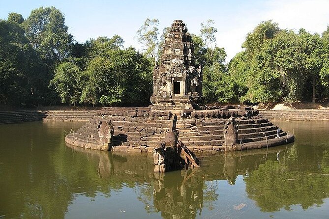 Private Taxi Siem Reap to Phnom Penh, Reliable Friendly Drivers - Why Choose This Service? The Value and Experience