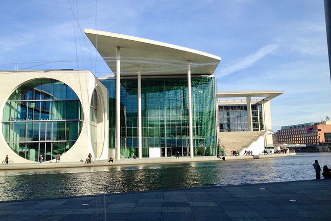 Private Taxi Tour of Berlin East and West and Neighbourhood Approx. 4-6h - Personalized Itinerary