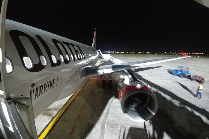 Private taxi TRANSFER service from CATANIA airport/City to SCICLI (or viceversa) - The Vehicle and Amenities