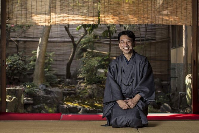 Private Tea Ceremony and Sake Tasting in Kyoto Samurai House - Family Photo Opportunities