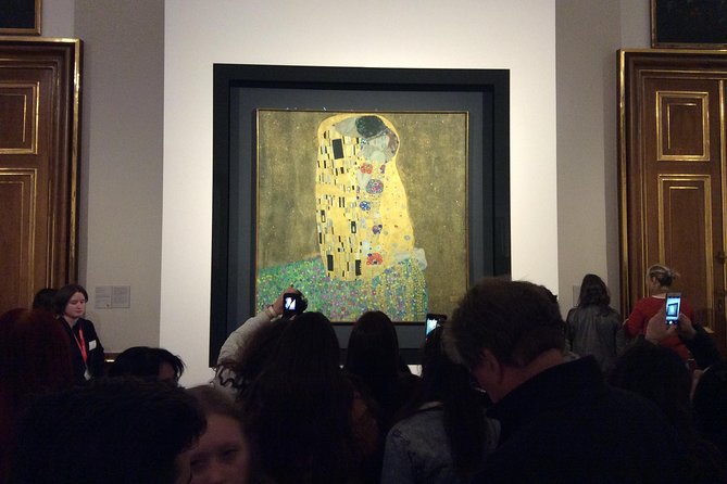 Private Themed Tour of the Belvedere With an Art Historian: the Kiss by Gustav Klimt: How It Became the Symbol of the Viennese Art - Insights Into Klimts Unique Color Palette and Technique