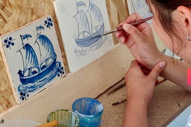 Private Tiles Workshop, Wine Tasting and Sesimbra Tour - Lisbon - Wine Tasting Experience in Sesimbra