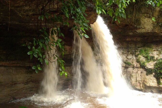 Private Tour - 2 Days Exploring the Caves and the Waterfalls - Tour Guide and Language