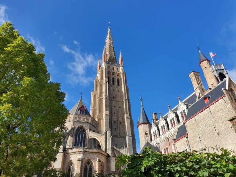 Private tour : Admire the Madonna of Michelangelo! - FAQ