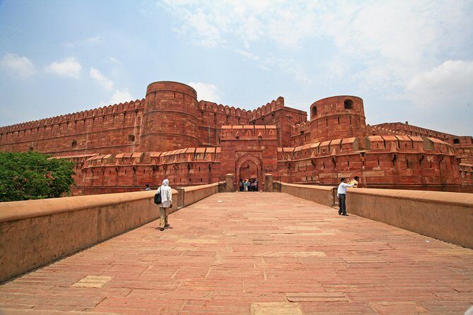 Private Tour: Agra Day Trip from Delhi with Taj Mahal Tour in Authentic Indian Dress - Frequently Asked Questions