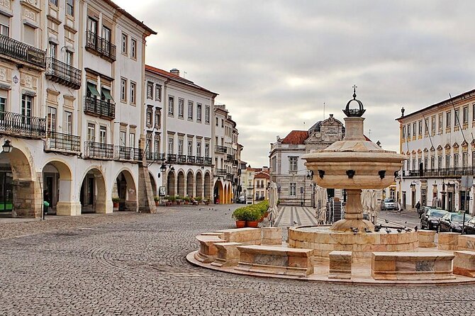 Private Tour All Day Evora From Lisbon - What to Expect: Itinerary Highlights