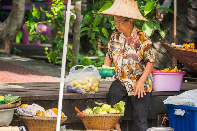 Private Tour: Amphawa Floating Market & Maeklong Railway Market - FAQ