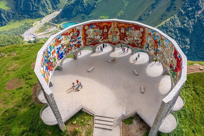 Private Tour: Ananuri Gudauri and Kazbegi - Georgian Lunch in Mleta