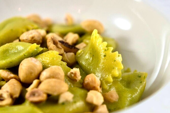 Private Tour and Lunch in a typical restaurant in old town - Introduction