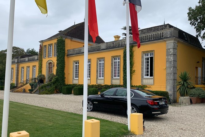 Private tour and visits on the Medoc Castle Route (Luxury Minivan) - Key Points