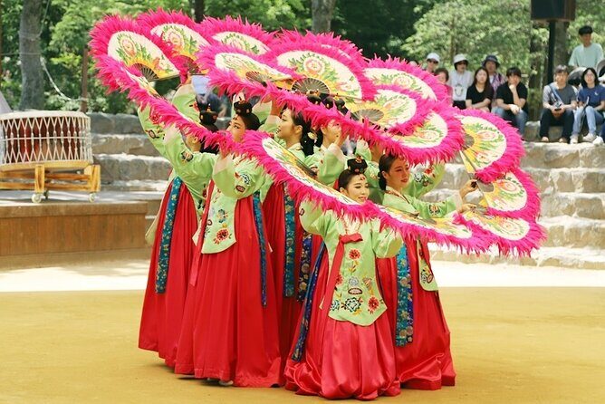 Private Tour around Suwon UNESCO Fortress and Korea Folks Village - Exploring the Tour: A Deep Dive