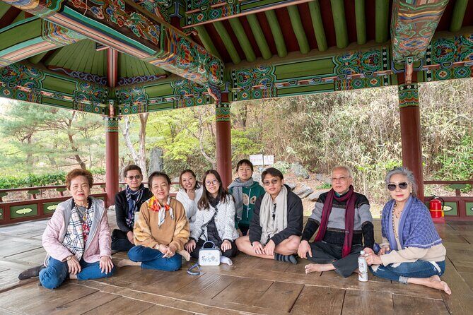 Private Tour around Suwon UNESCO Fortress and Korea Folks Village - How the Tour Compares