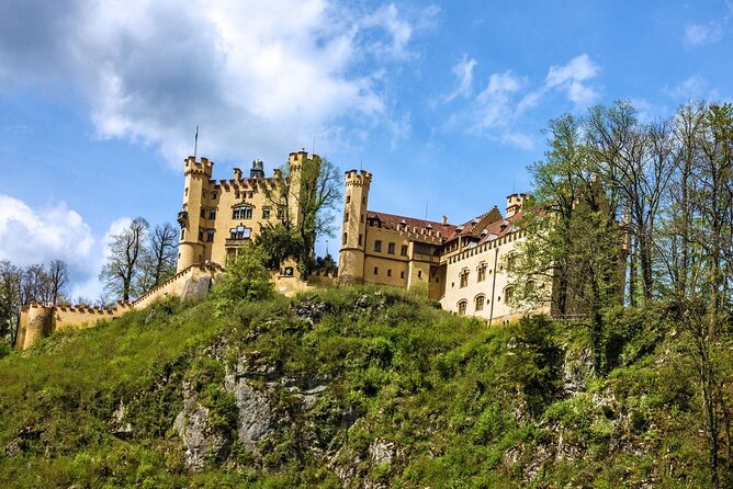 Private Tour at Neuschwanstein And Linderhof Palaces From Munich - Frequently Asked Questions