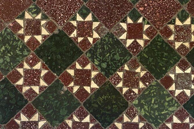 Private Tour at Underground Temples of St. Clement's Basilica - Authentic Experiences and Reviews