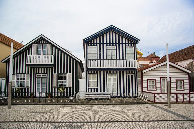 Private Tour: Aveiro and Coimbra with Lunch and Boat Cruise - Cultural Highlights in Coimbra