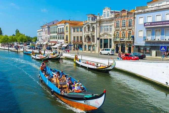 Private Tour Aveiro Little Venice and River Tour Moliceiro - FAQs