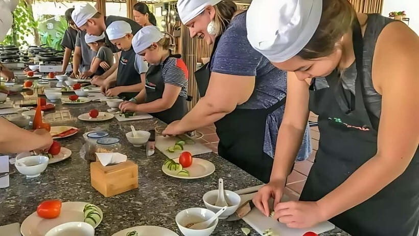 Private Tour - Basket Boat, Lantern-Making and Cooking Class - Discovering the Heart of Hoi An: A Step-by-Step Breakdown