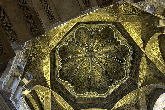 Private Tour Cathedral of Cordoba Mosque and Historic Center - Exploring the Heart of Cordoba: The Mosque-Cathedral