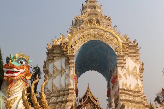 Private Tour Chiang Rai 3 Wonderful Temples & Lalitta Cafe - Practical Tips for Travelers