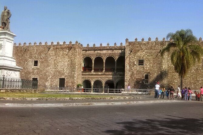 PRIVATE TOUR Colonial Town Taxco and Cuernavaca from CDMX. - FAQs