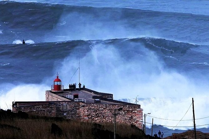 Private Tour: Discovery Fishing Village of Nazaré and the Giant Waves with Traditional Lunch - Exploring Nazaré: What to Expect