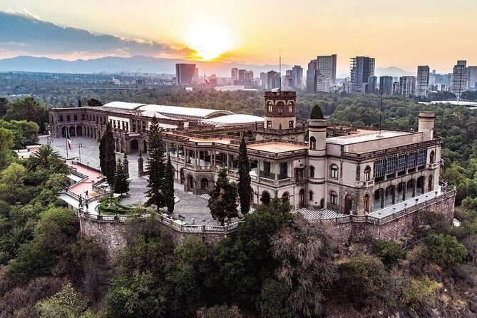 PRIVATE Tour Downtown & Anthropology Museum & Chapultepec Castle - The Experience: What Travelers Say
