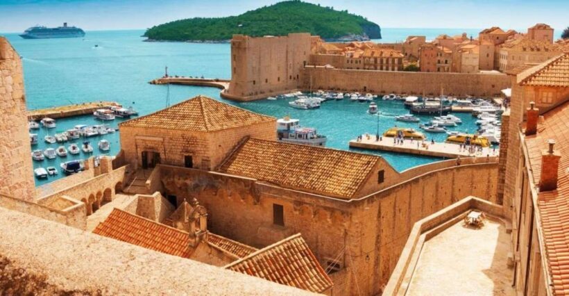 Private tour: Dubrovnik Walking Tour (1h duration) - The Main Street: Stradun