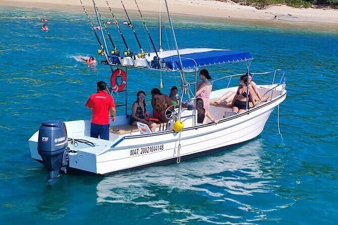 Private Tour EN Lancha POR las Bahías DE Huatulco - Key Points
