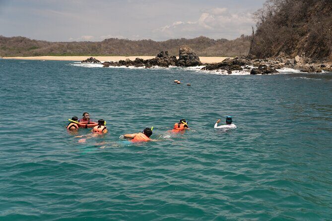 Private Tour EN Lancha POR las Bahías DE Huatulco - Authentic Experiences and Authenticity