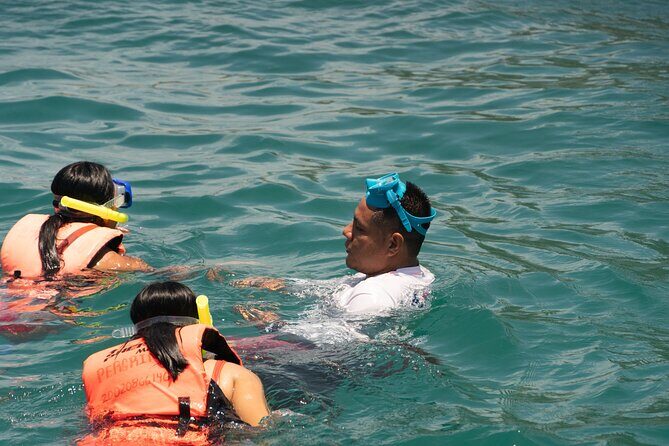 Private Tour EN Lancha POR las Bahías DE Huatulco - Who Should Consider This Tour?