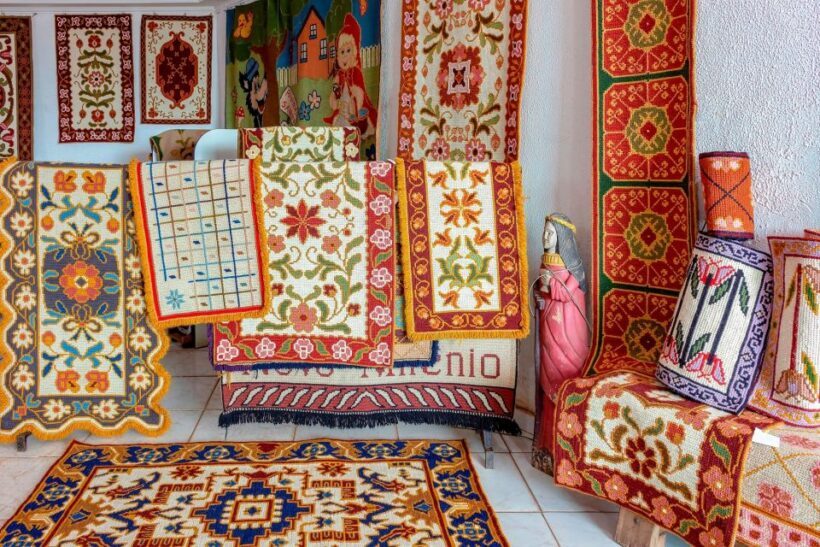 Private Tour Évora & Arraiolos by Mercedes-Benz - The Heart of Arraiolos: Craftsmanship and Charm