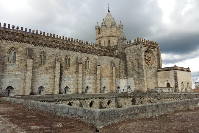 Private Tour Évora - Wine Tasting - Beautiful Medieval Village of Monsaraz - Pricing and Cancellation Policy