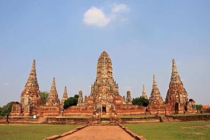 Private Tour: Fascinating Ayutthaya & Suphanburi Full Day Tour - An Introduction to the Tour Experience