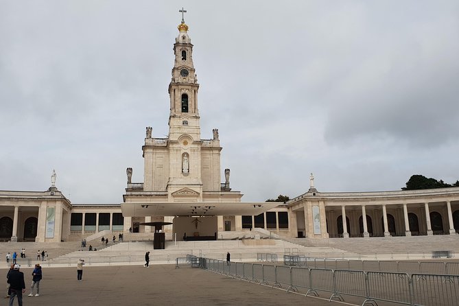 Private Tour Fátima - Batalha - Nazaré - Óbidos Full Day - Pricing and Booking