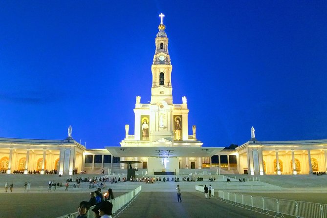 Private Tour: Fátima, Nazaré and Óbidos - Authentic Experiences and the Value of Guided Tours