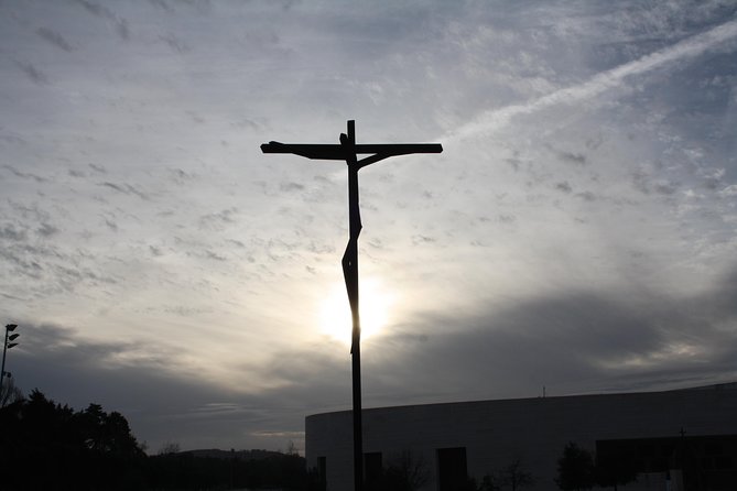 Private Tour Fátima - Nazaré - Batalha - Óbidos - Frequently Asked Questions