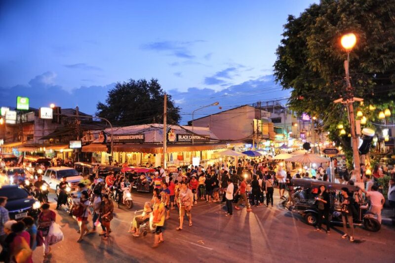 Private Tour Flavors of Chiang Mai: Street Food Adventure - The Charm of Chiang Mai Gate Market