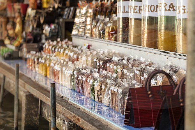 Private Tour: Floating Markets of Damnoen Saduak Cruise Day Trip from Bangkok - FAQ