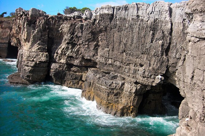 Private Tour from 1 to 8 people: Pena National Palace- Sintra-Cabo da Roca-Cascais - The Value of the Price