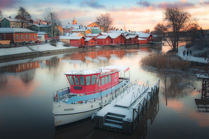 Private tour from Helsinki: All highlights & Medieval Porvoo - What Makes This Tour Stand Out?