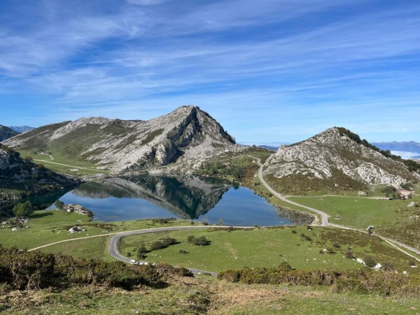 Private Tour from Oviedo to Covadonga and Europe Peaks lakes - Key Points