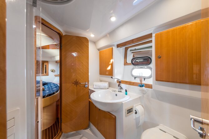 Private Tour from Sorrento to Capri - Raffaelli Shamal 40 - FAQ