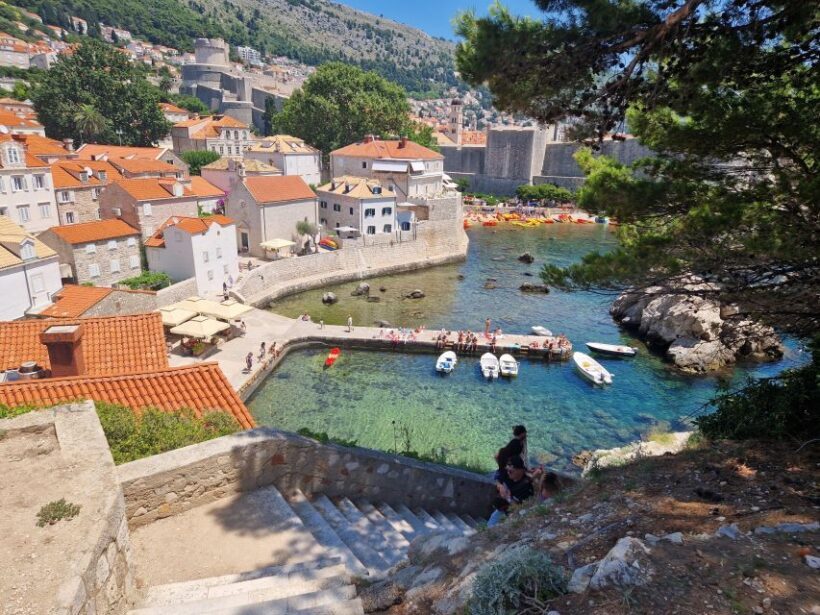 Private tour from Split to Dubrovnik via Mostar - A Comfortable, Cultural Way to Travel Between Split and Dubrovnik