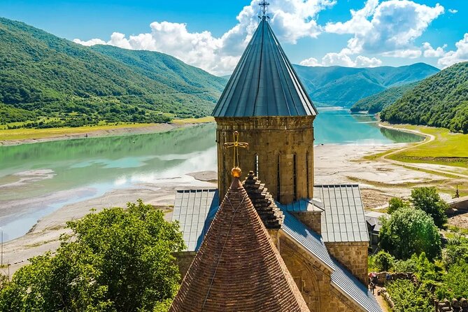 Private Tour from Tbilisi to Kazbegi and Gudauri - The Experience: What You Can Expect